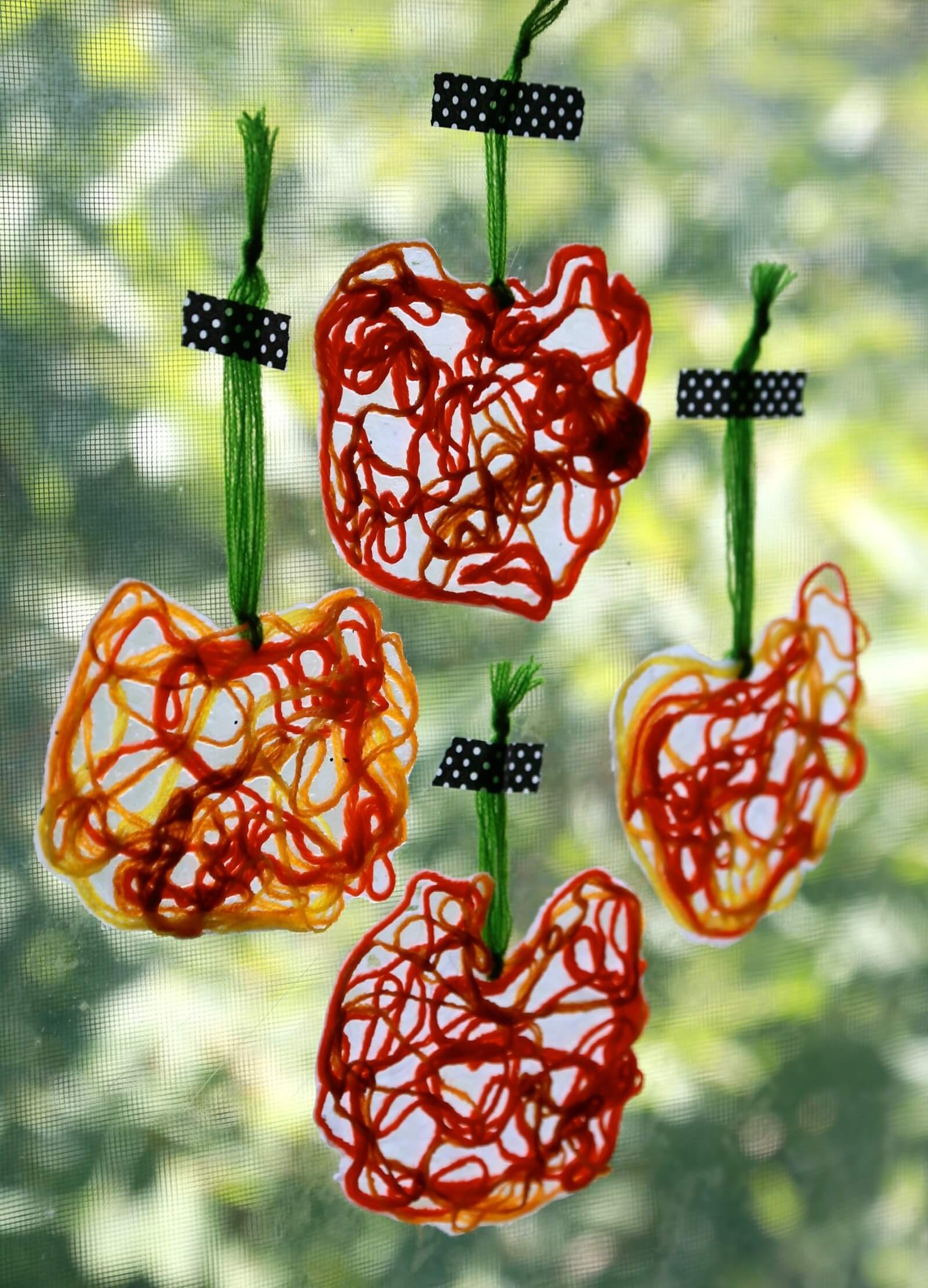 Yarn Glue Pumpkins – Aleene's