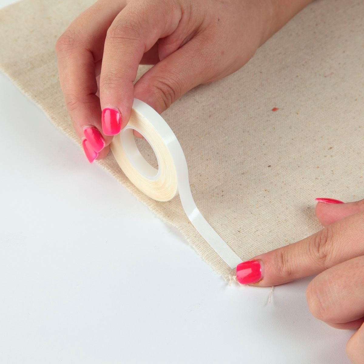 No Sew Tape for Fabrics – Aleene's